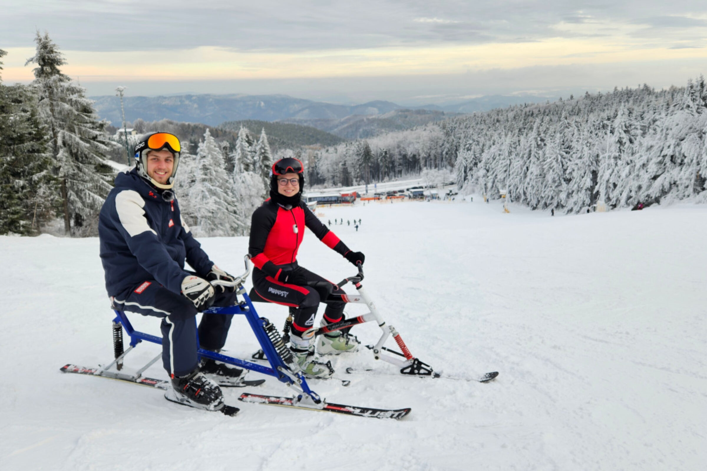 Skibob fahren ist "megageil"! Unser Selbstversuch mit Video